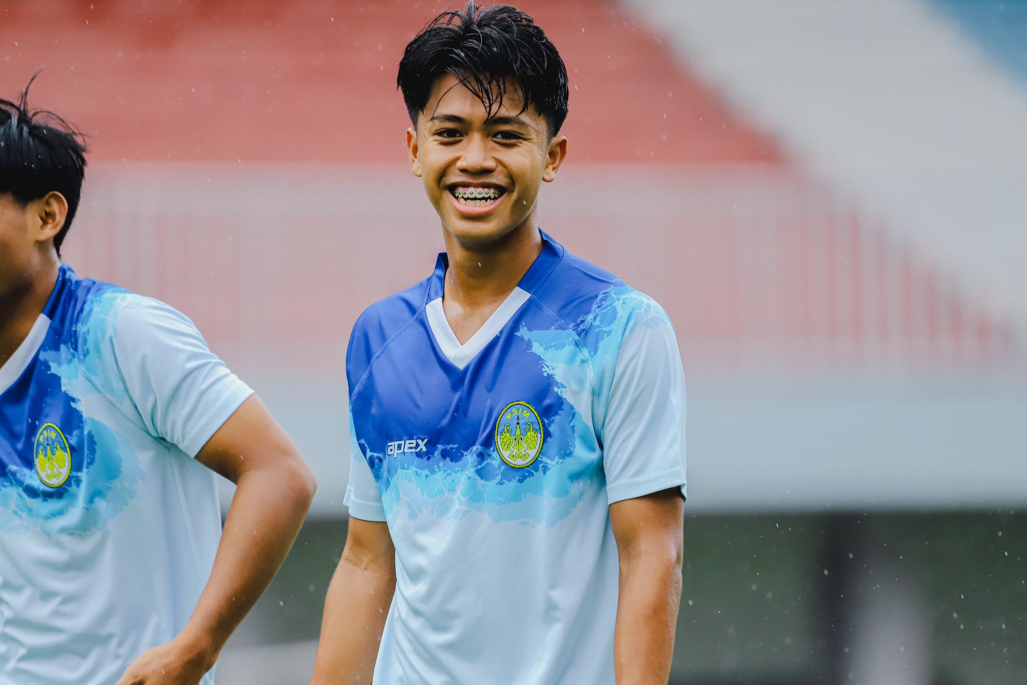 FIGO DENNIS: KISAH MANIS BERSAMA LASKAR MATARAM, DARI KERAGUAN HINGGA ...